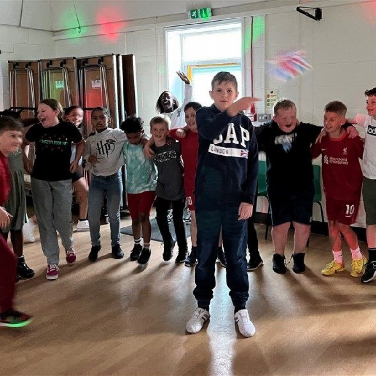 Thameside Primary School - PTA Jubilee Disco